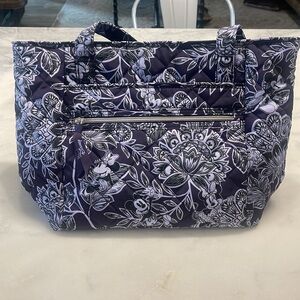 Vera Bradley | Bags | New Vera Bradley Disney Mickey Minnie Mouse ...